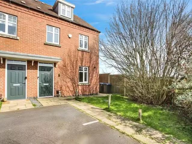 3 bedroom End Terrace House to rent, Jubilee Way, Burbage, LE1.