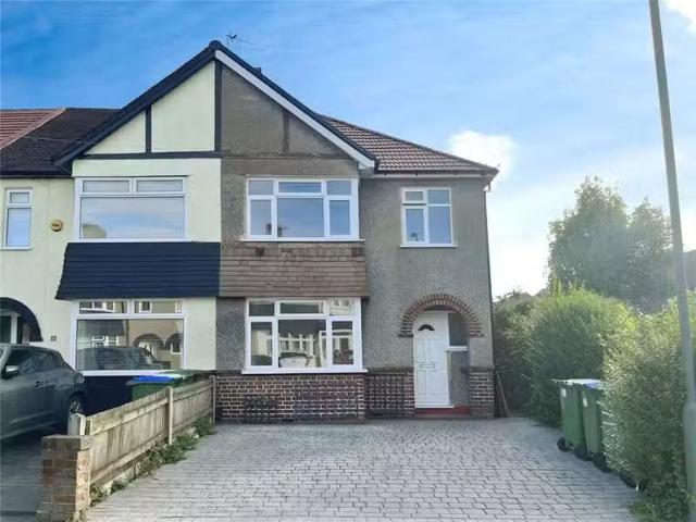 3 bedroom End Terrace House to rent, Northumberland Close, Eri.