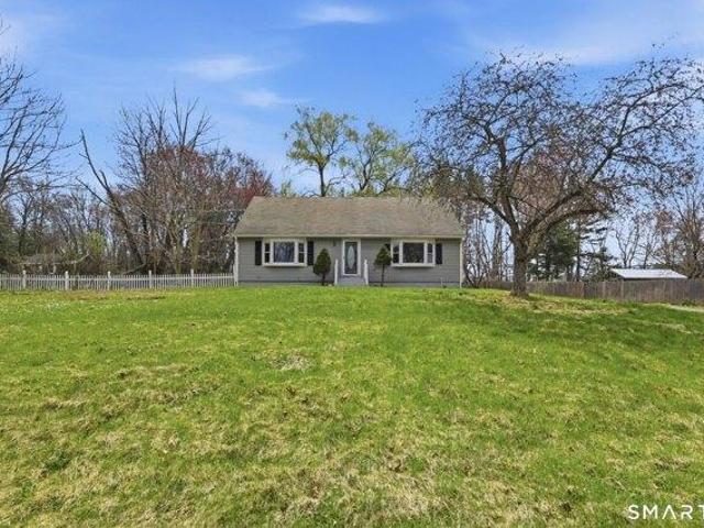 3 bedroom, Enfield CT 06082 102583600