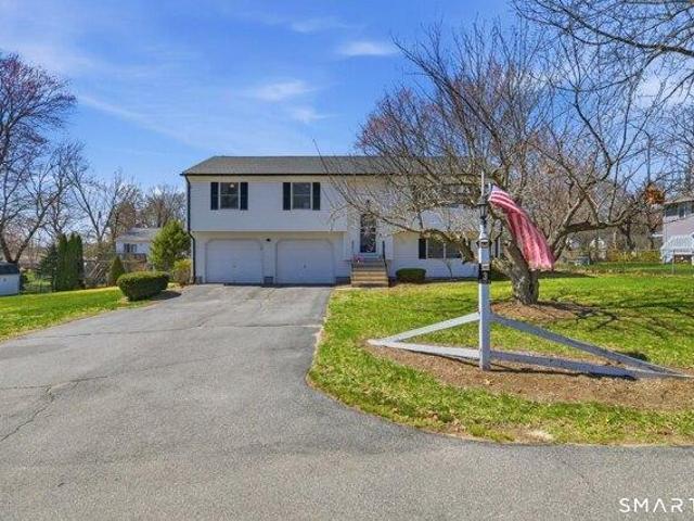 3 bedroom, Enfield CT 06082 102028622