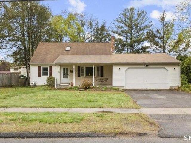 3 bedroom, Enfield CT 06082 102028027