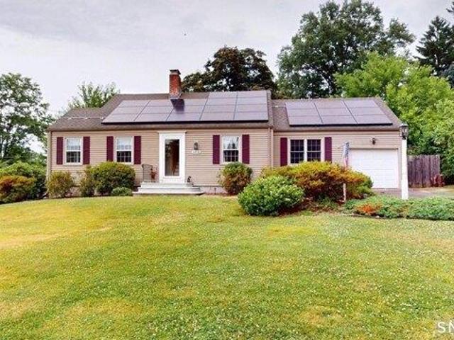 3 bedroom, Enfield CT 06082 104687161