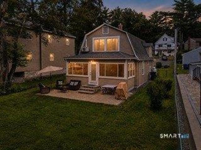 3 bedroom, Enfield CT 06082 105115130