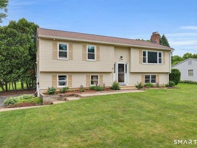 3 bedroom, Enfield CT 06082 105116142