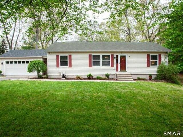 3 bedroom, Enfield CT 06082 LS102561426