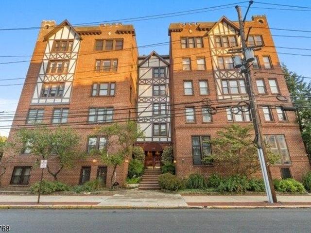3 bedroom, Englewood NJ 07631 101897385