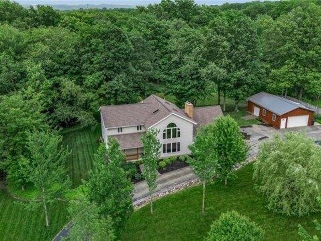 3 bedroom, East Aurora NY 14052 104907123