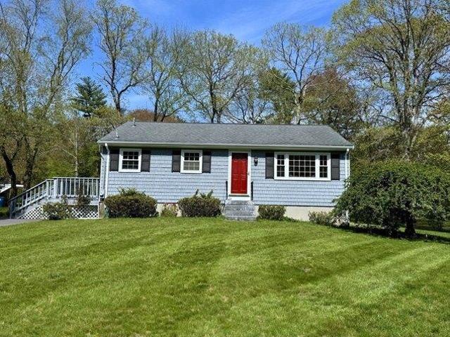 3 bedroom, East Bridgewater MA 02333 LS102669418