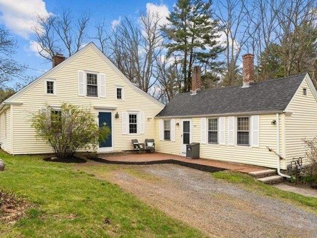 3 bedroom, East Bridgewater MA 02333 LS103125575