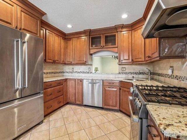 3 bedroom, East Brunswick NJ 08816 LS101782868