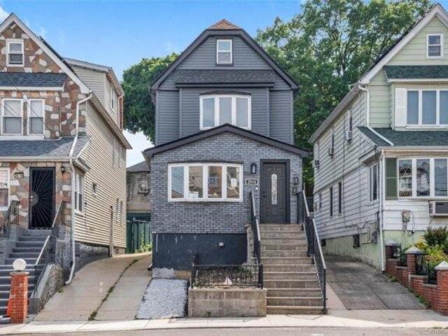 3 bedroom, East Elmhurst NY 11369 103623284