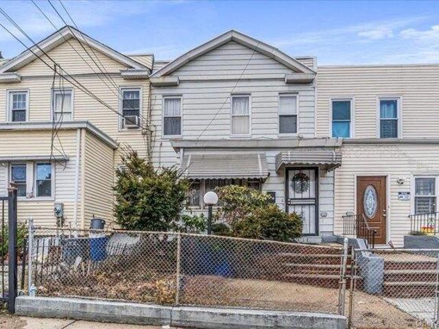3 bedroom, East Elmhurst NY 11369 103624244