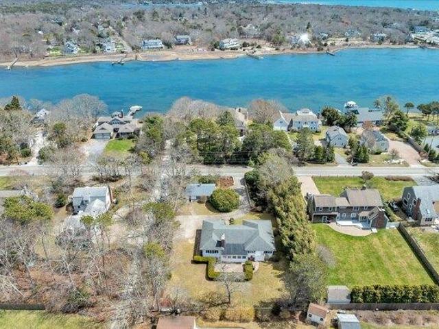 3 bedroom, East Falmouth MA 02536 101898511