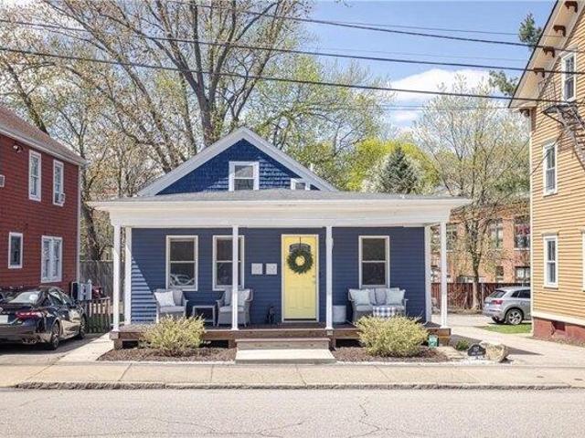 3 bedroom, East Greenwich RI 02818 103223142