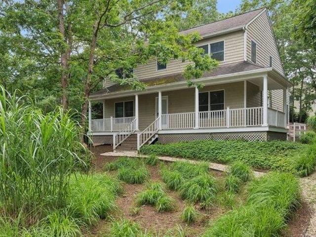 3 bedroom, East Hampton NY 11937 103619916