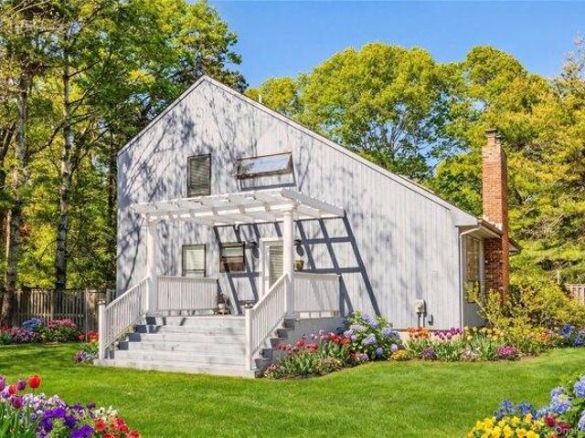 3 bedroom, East Hampton NY 11937 103624402