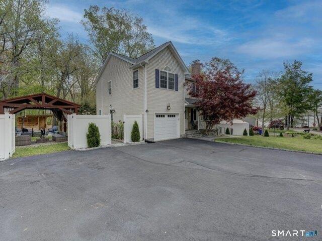 3 bedroom, East Hampton CT 06424 LS103073890