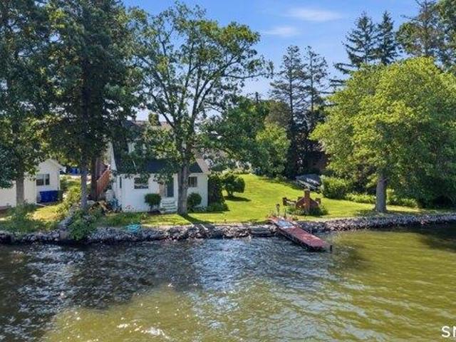 3 bedroom, East Hampton CT 06424 104570599