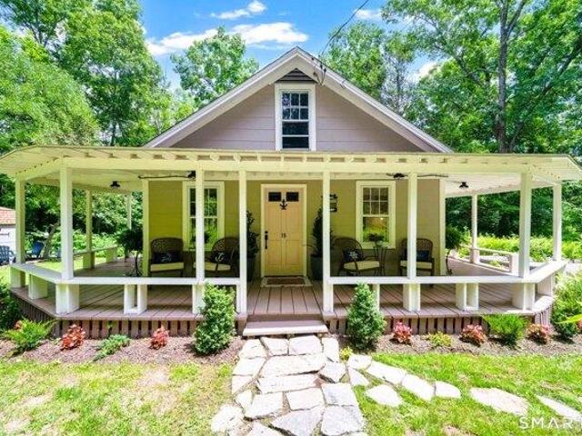 3 bedroom, East Haddam CT 06415 104719318