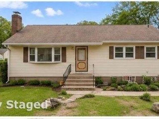 3 bedroom, East Hartford CT 06108 102596005