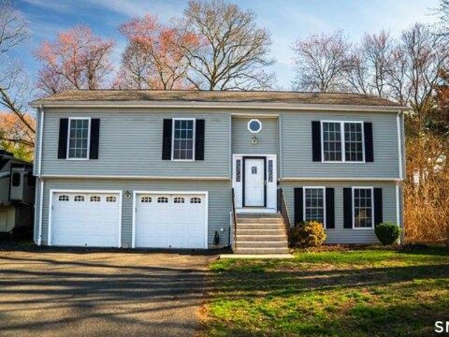3 bedroom, East Hartford CT 06108 102212008
