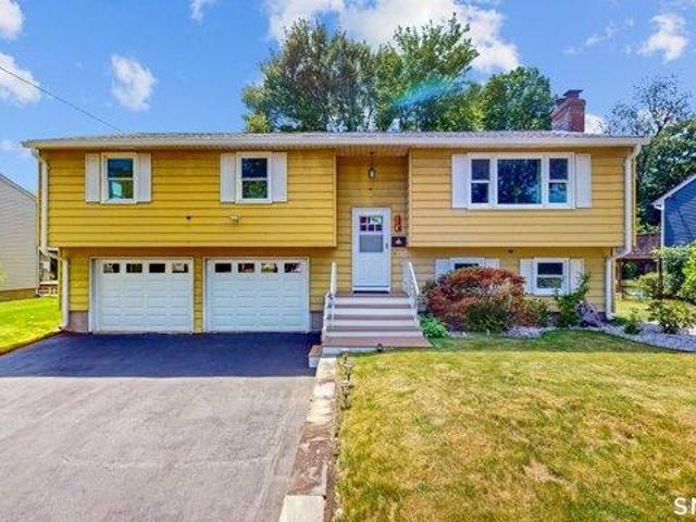 3 bedroom, East Hartford CT 06118 104375378