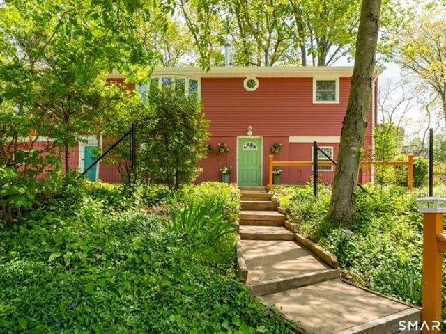 3 bedroom, East Haven CT 06512 105175722