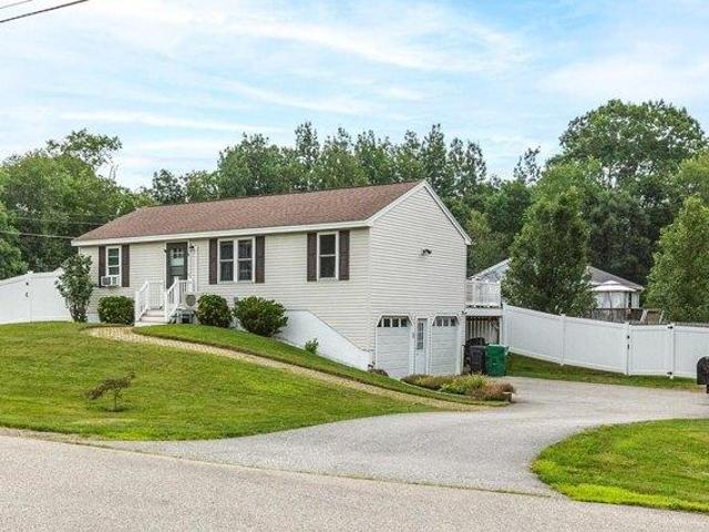3 bedroom, East Kingston NH 03827 104715710