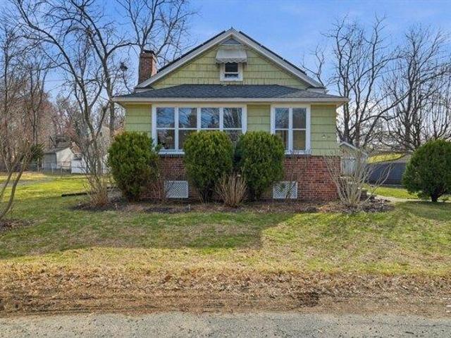 3 bedroom, East Longmeadow MA 01028 LS101934236