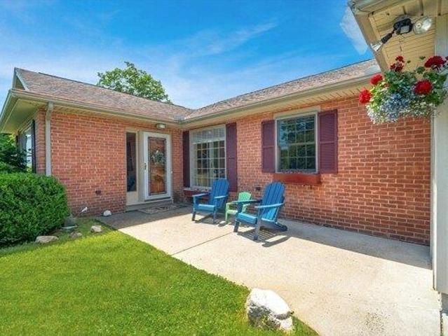 3 bedroom, East Longmeadow MA 01028 104853425