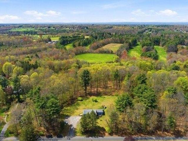 3 bedroom, East Longmeadow MA 01028 104853533