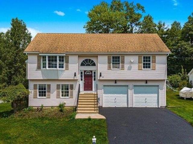 3 bedroom, East Longmeadow MA 01028 104869404