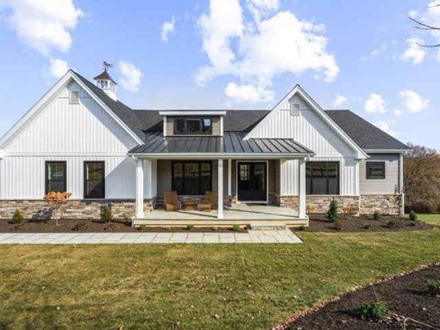 3 bedroom, East Lyme CT 06333 103099217
