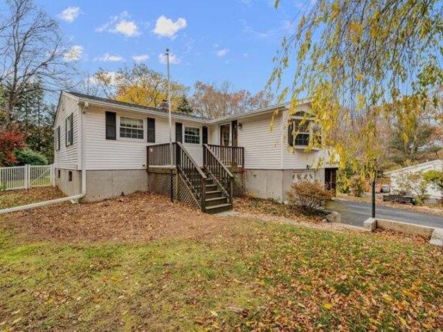 3 bedroom, East Lyme CT 06333 104605687