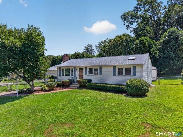 3 bedroom, East Lyme CT 06357 105115914