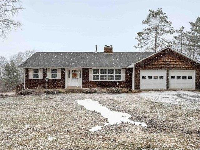 3 bedroom, East Montpelier VT 05602 LS103073539