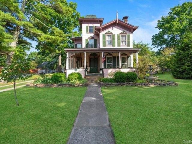 3 bedroom, East Moriches NY 11940 105292091