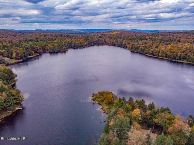 3 bedroom, East Otis MA 01029 104566969