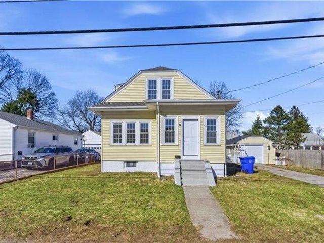 3 bedroom, East Providence RI 02914 LS102708355