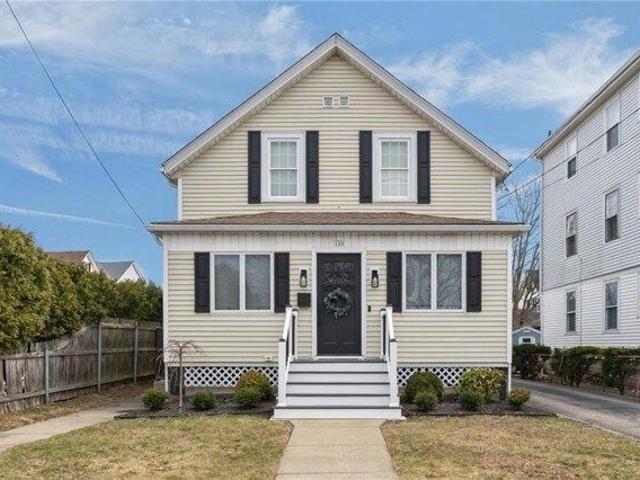 3 bedroom, East Providence RI 02914 102158110