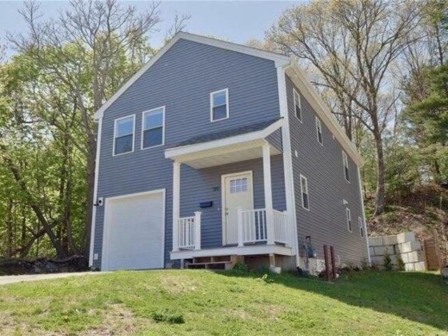 3 bedroom, East Providence RI 02914 102800095