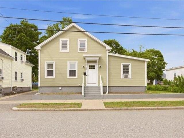 3 bedroom, East Providence RI 02914 104569067