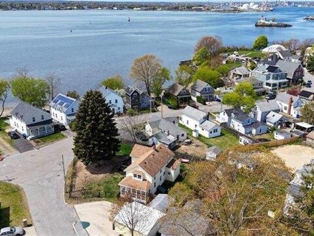 3 bedroom, East Providence RI 02915 102583654