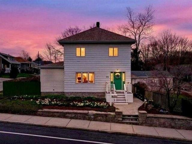 3 bedroom, East Providence RI 02915 102592968