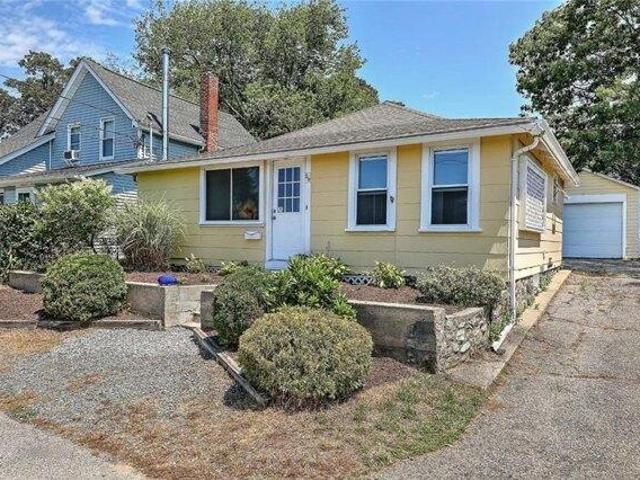3 bedroom, East Providence RI 02915 104542919