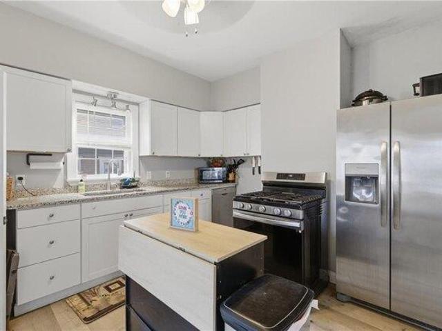 3 bedroom, East Providence RI 02915 104543263