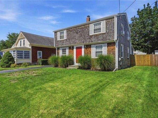 3 bedroom, East Providence RI 02915 105140679