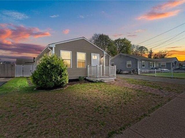 3 bedroom, East Providence RI 02916 101706628