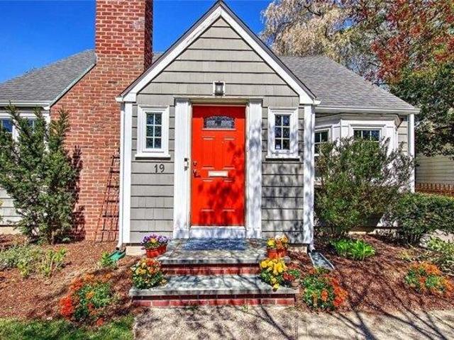 3 bedroom, East Providence RI 02916 102342550