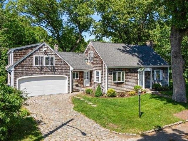3 bedroom, East Providence RI 02916 103807339